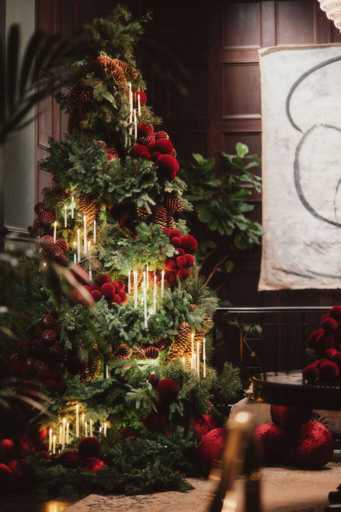 Christmas Tree Decorating Ideas + Trends for 2024 - Jenna Sue Design