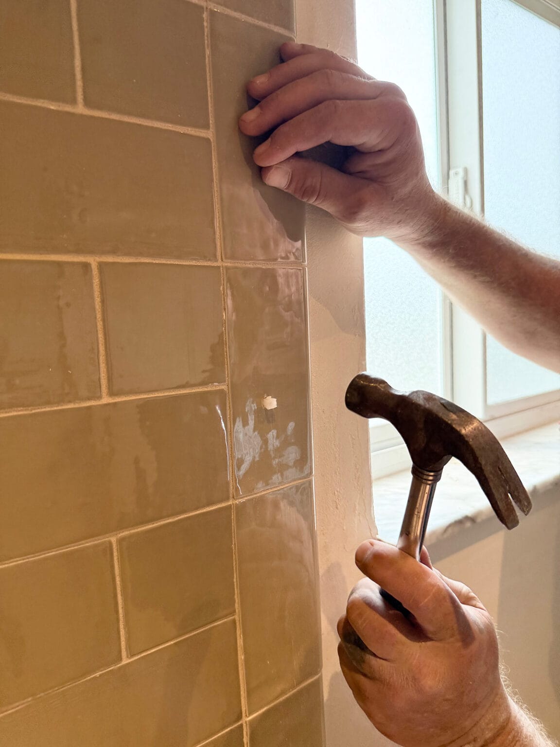 How to Install a Shower Screen - Jenna Sue Design