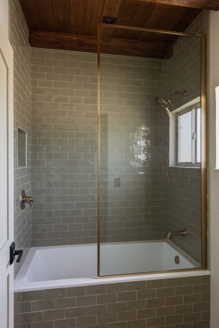 How to Install a Shower Screen - Jenna Sue Design